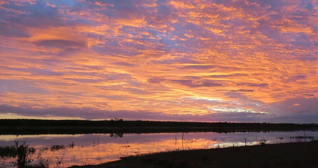 5 amazing camping spots at lakes, rivers, creeks and dams in QLD