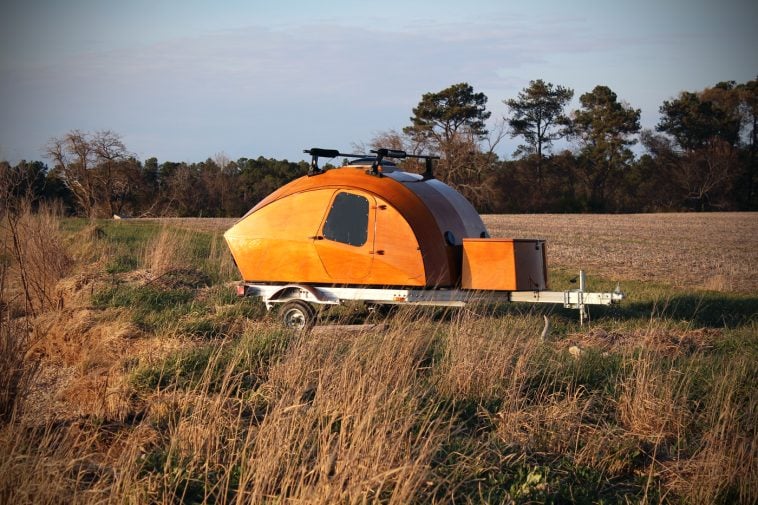 Have you seen these amazing DIY teardrop trailer kits?
