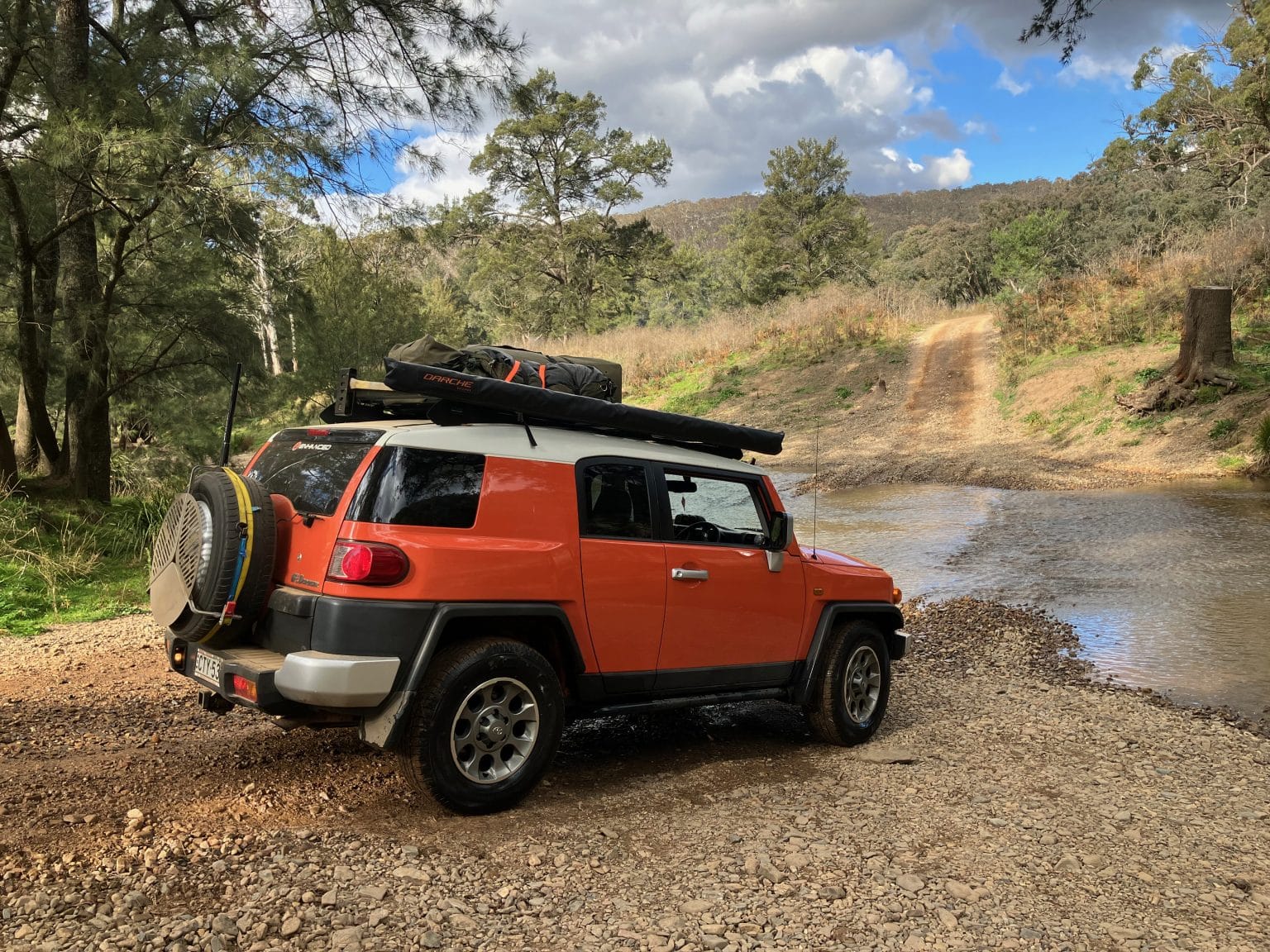 Reviewed: Uniden XTRAK 80 PRO Ultimate Pack - RV Daily