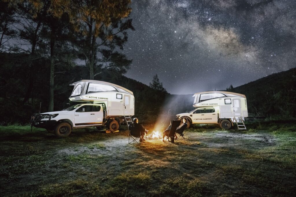 This slide on camper is not only lightweight, but also has an ensuite