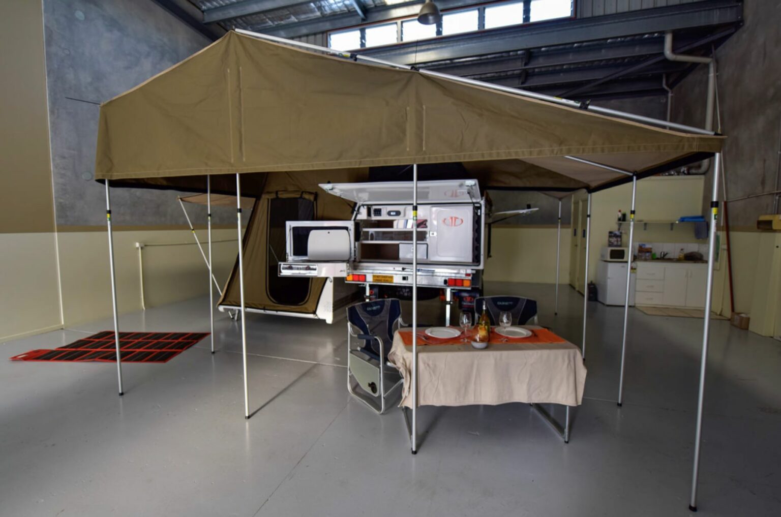 Hard floor camper trailers - 10 that stand out