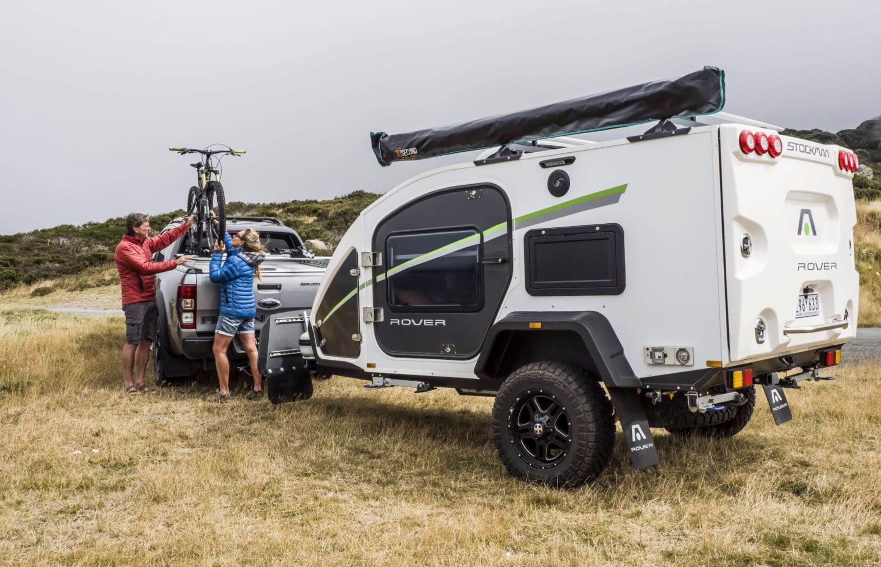 10 camper trailers that can fit a family